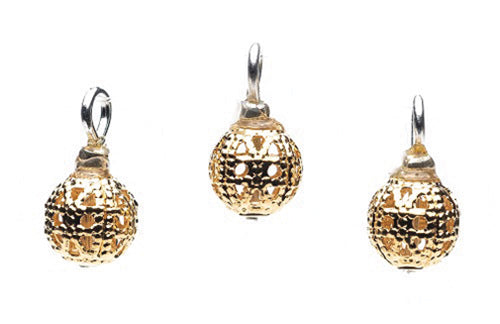 Gold Filigree Ball Ornament, Set of Three – Dollhouse Junction