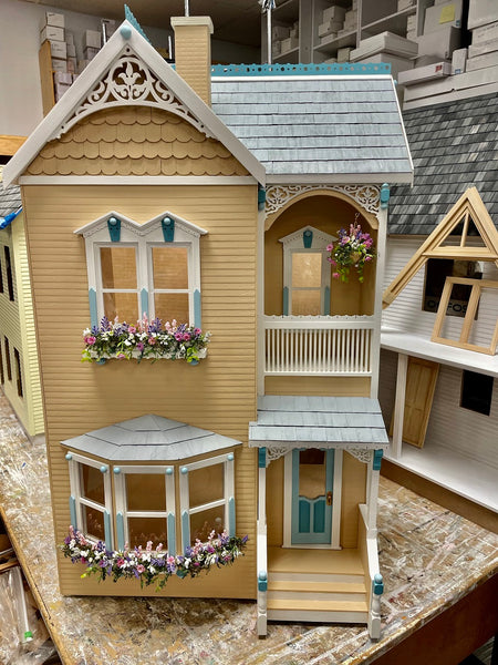 The Belmont Dollhouse, Finished Exterior – Dollhouse Junction