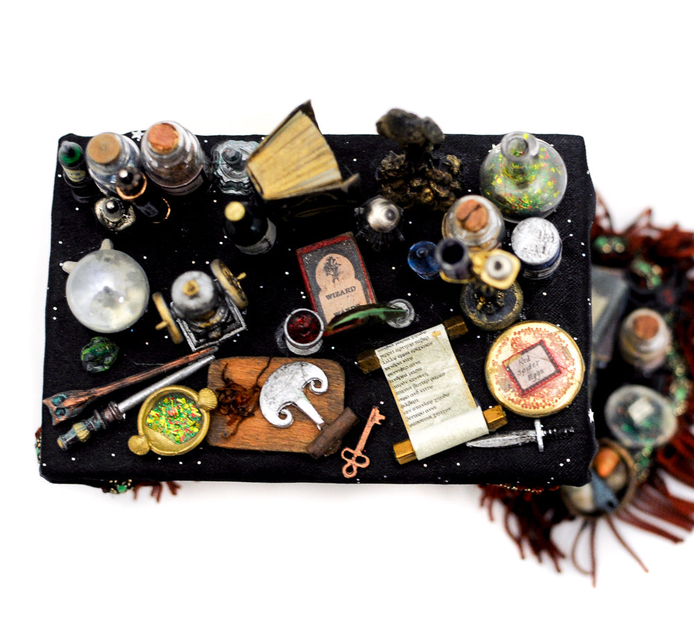 Wizardry Table Display – Dollhouse Junction